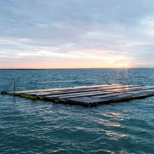 Oceans of Energy offshore solar farm system - Oceans of Energy